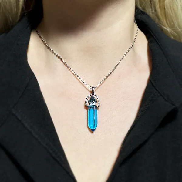 Pandantiv cuart albastru, piatra exprimarii clare, cristal natural ...